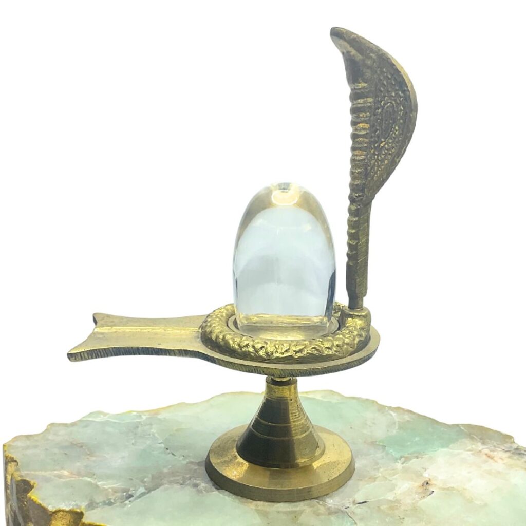 Buy Green Maragatha Lingam 900 Gm Online | Worldwide Fast Shipping