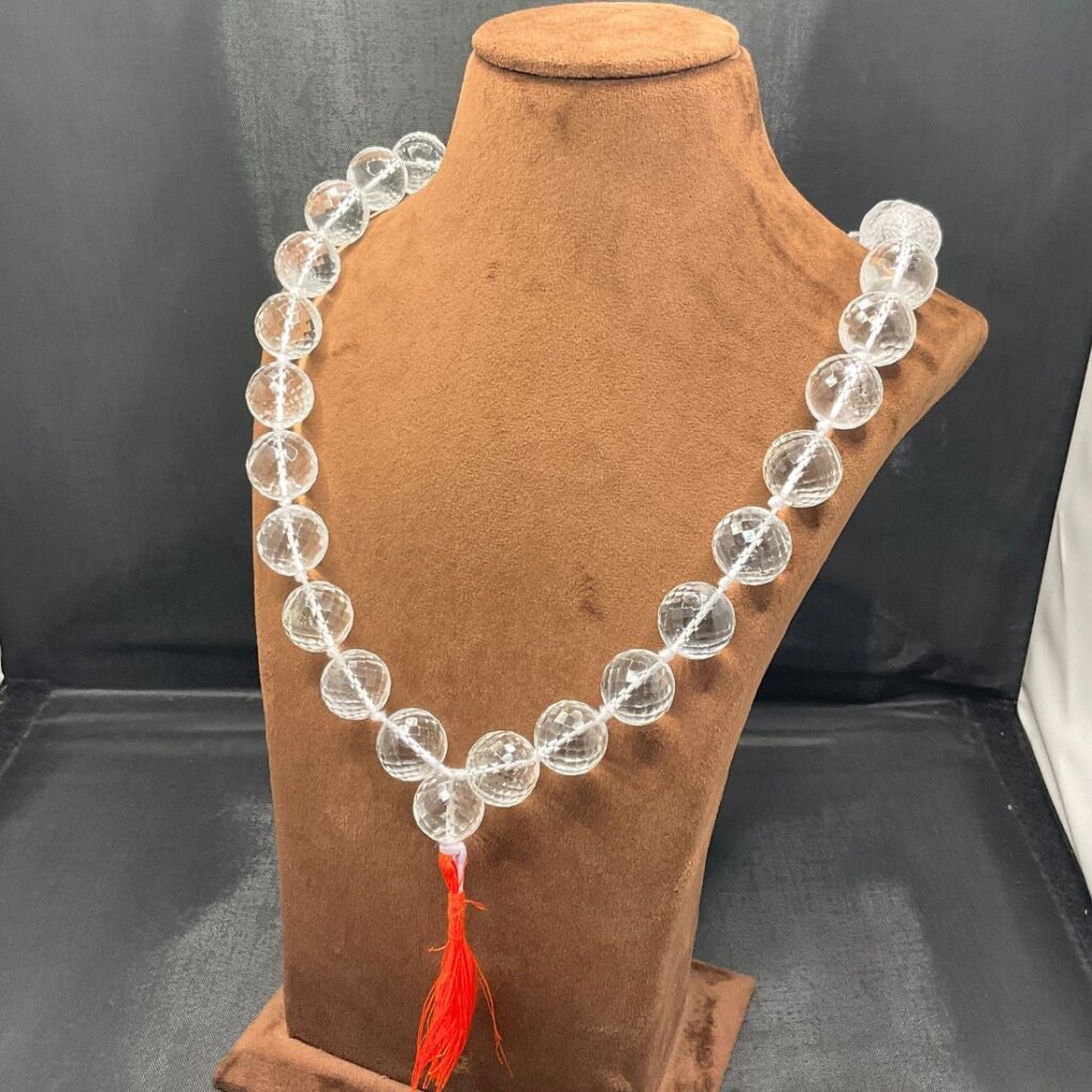 Buy Sphatik Mala With Silver Capping, Diamond-Cut Beads – 8mm (54+1 ...